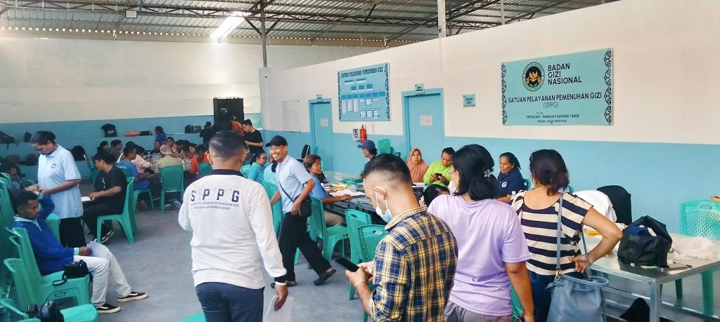 Ratusan Relawan Dari 147 Dapur MBG se-NTT Ikut Pelatihan Chef di Babau ...